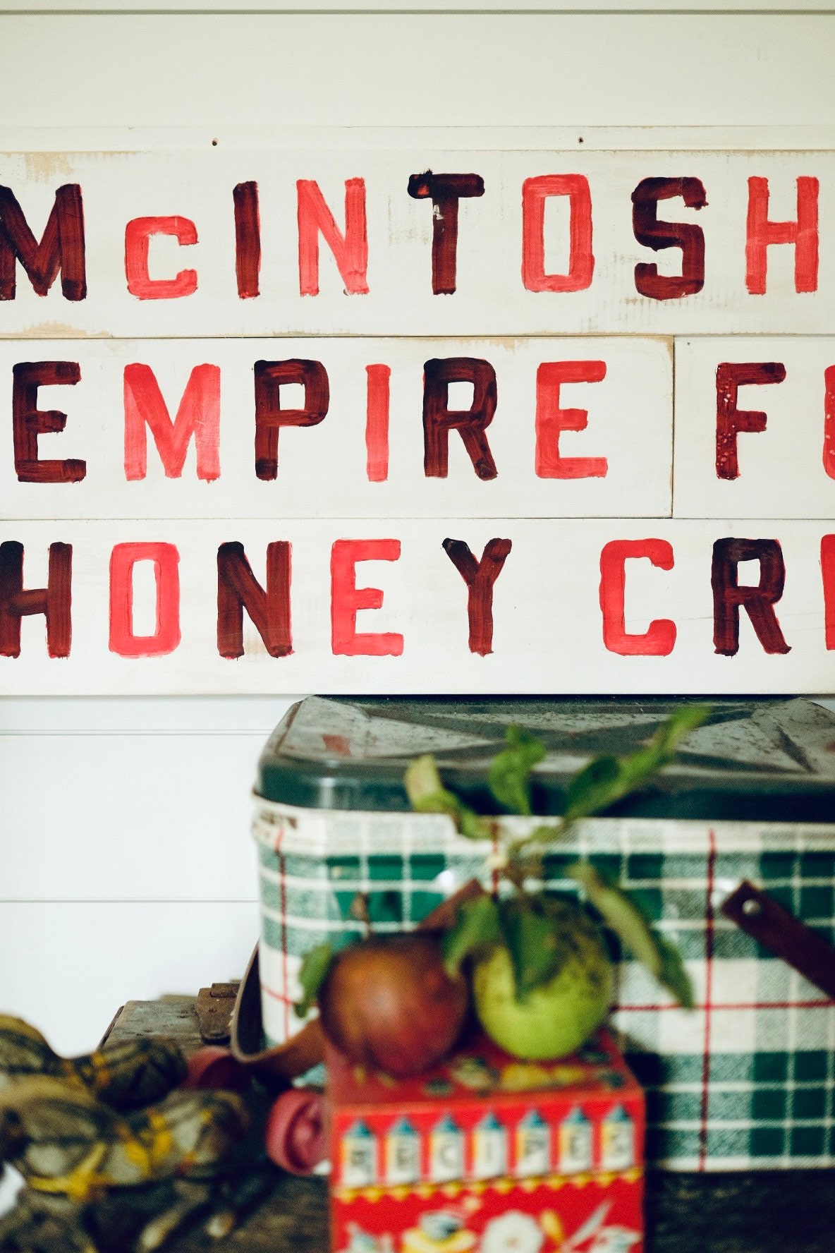 Home & Living Apples Hand-painted and naturally-weathered shiplap farm ...