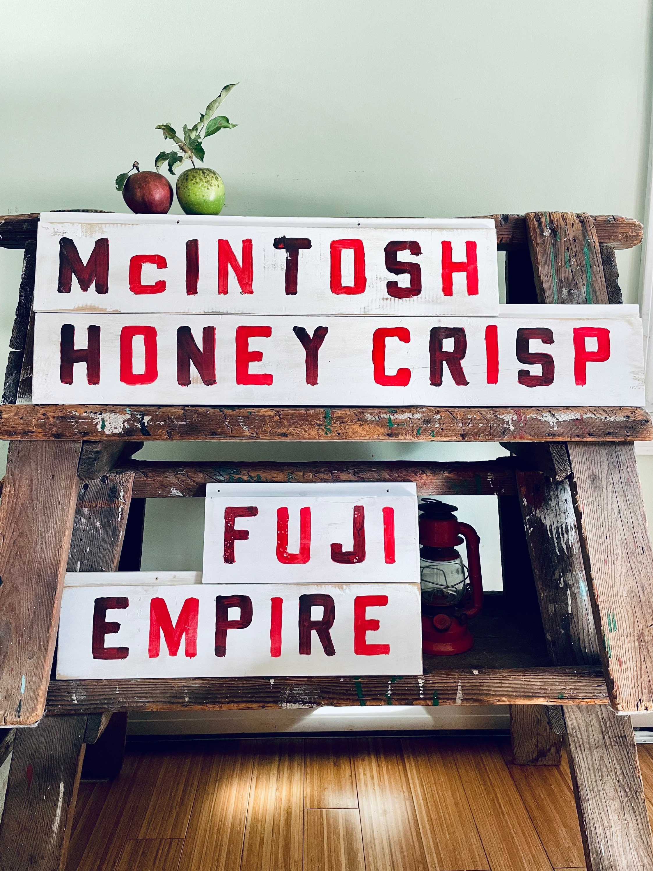 Home & Living Apples Hand-painted and naturally-weathered shiplap farm ...