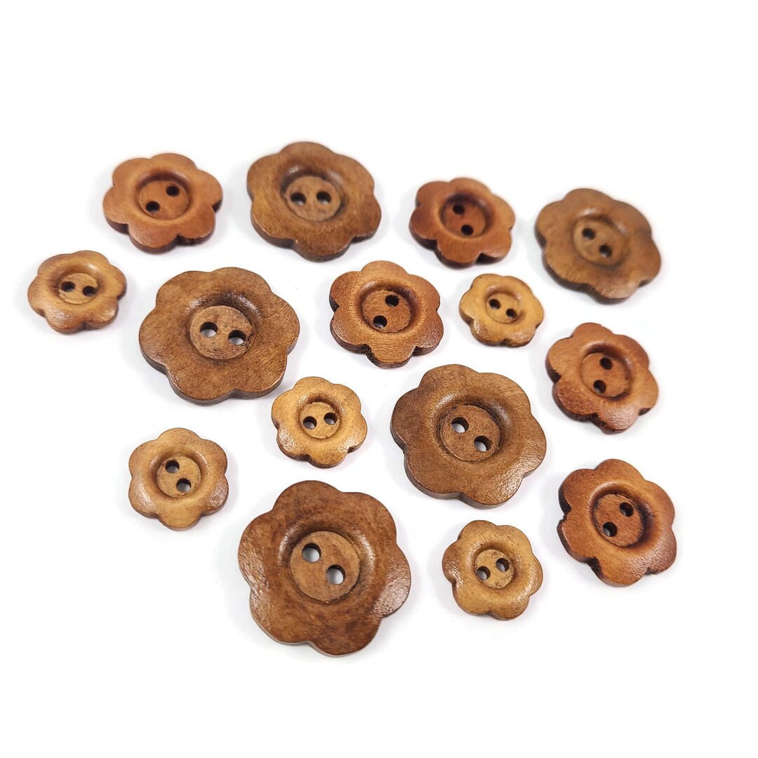 6 Flower Shape Wooden Buttons, 15mm, 20mm, 25mm, Natural Sewing and ...