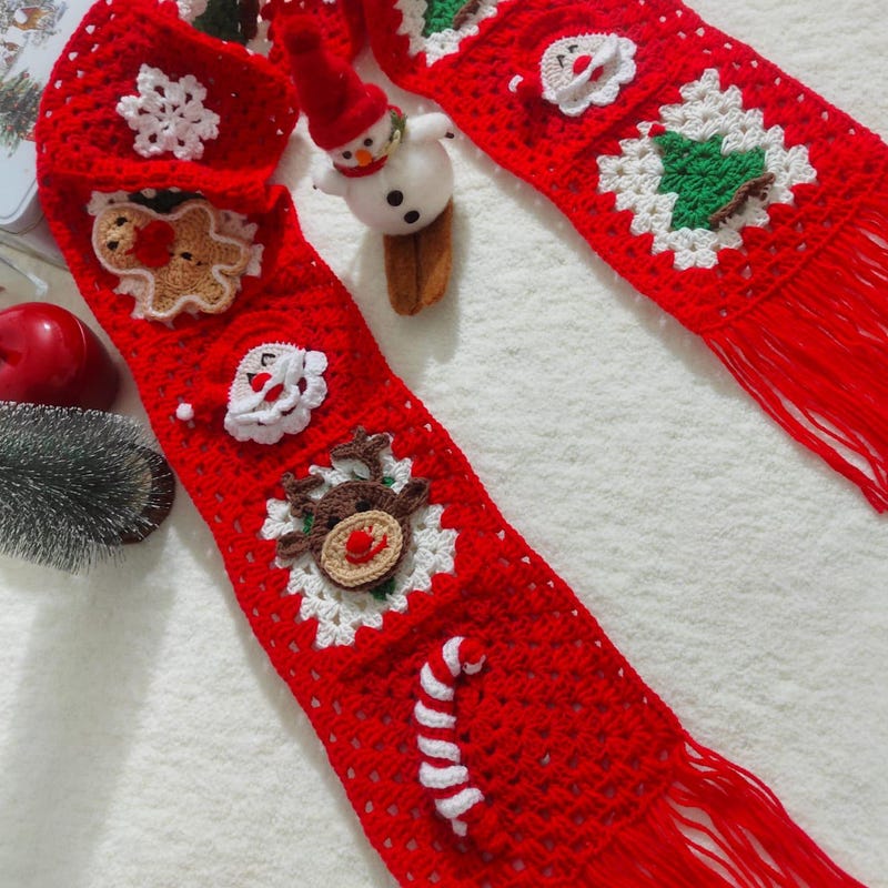 Santa Scarf - Etsy
