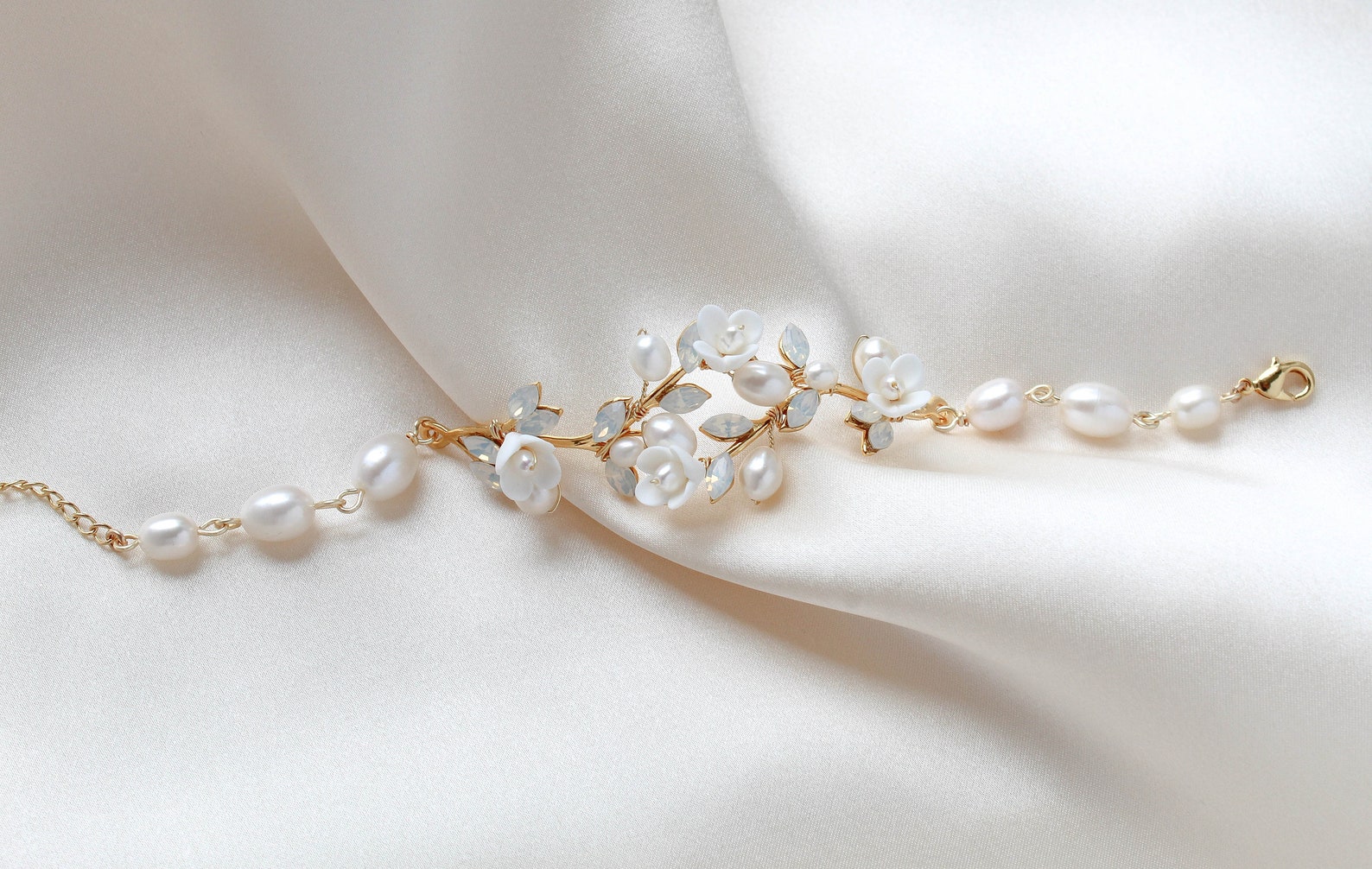 Pearl Bridal Bracelet, Floral Wedding Bracelet, Bridal Jewelry, White ...