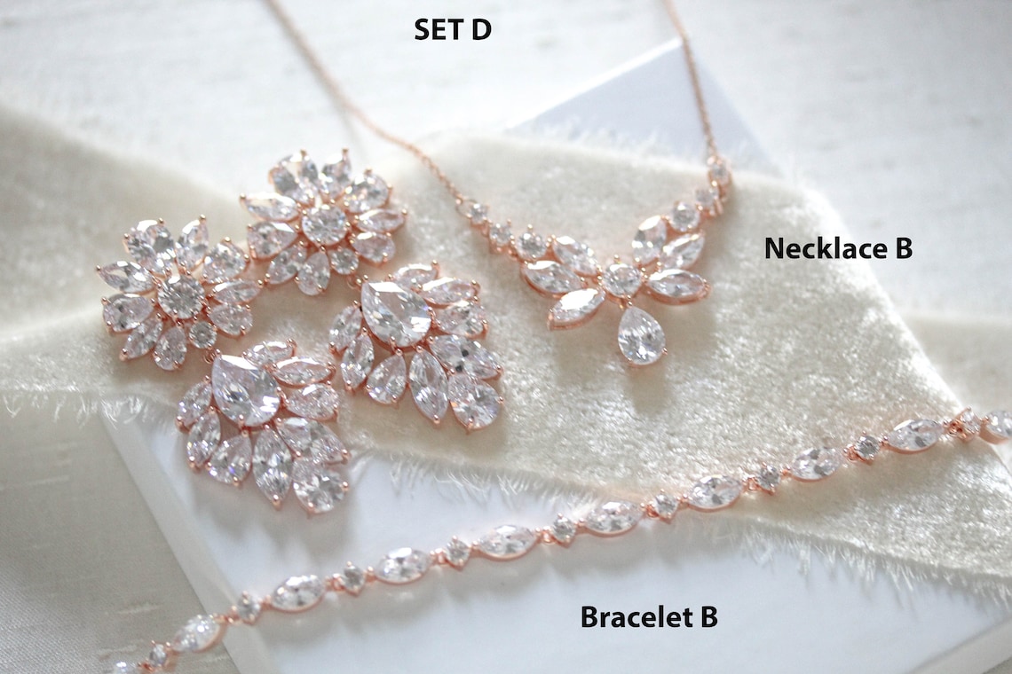 Rose gold Bridal jewelry set Rose gold earrings Rose gold | Etsy