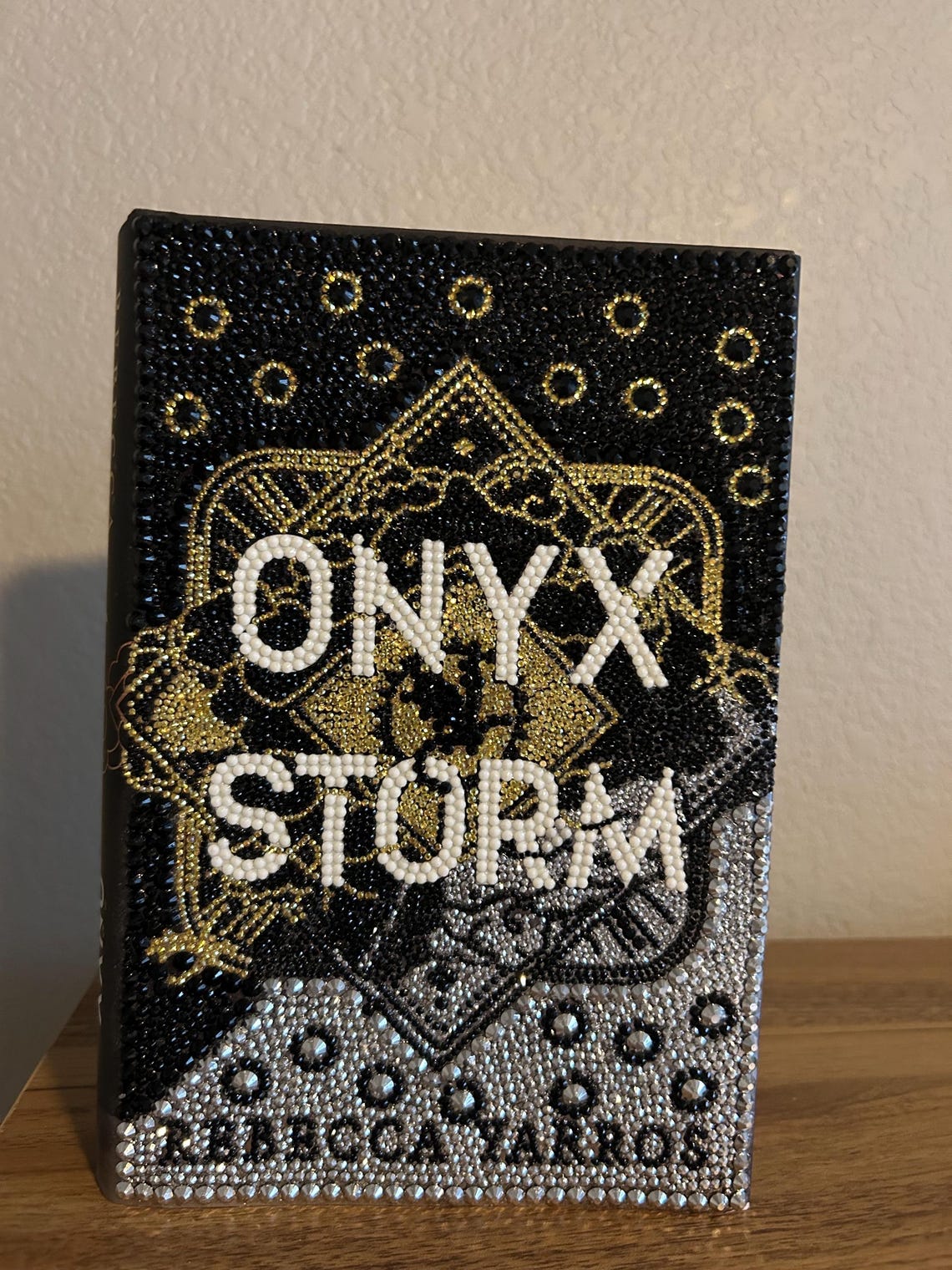Bedazzled Book Cover of Onyx Storm by Rebecca Yarros - Etsy