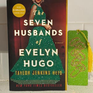 Bedazzled Book Cover – the Seven Husbands of Evelyn Hugo – Sparkly ...