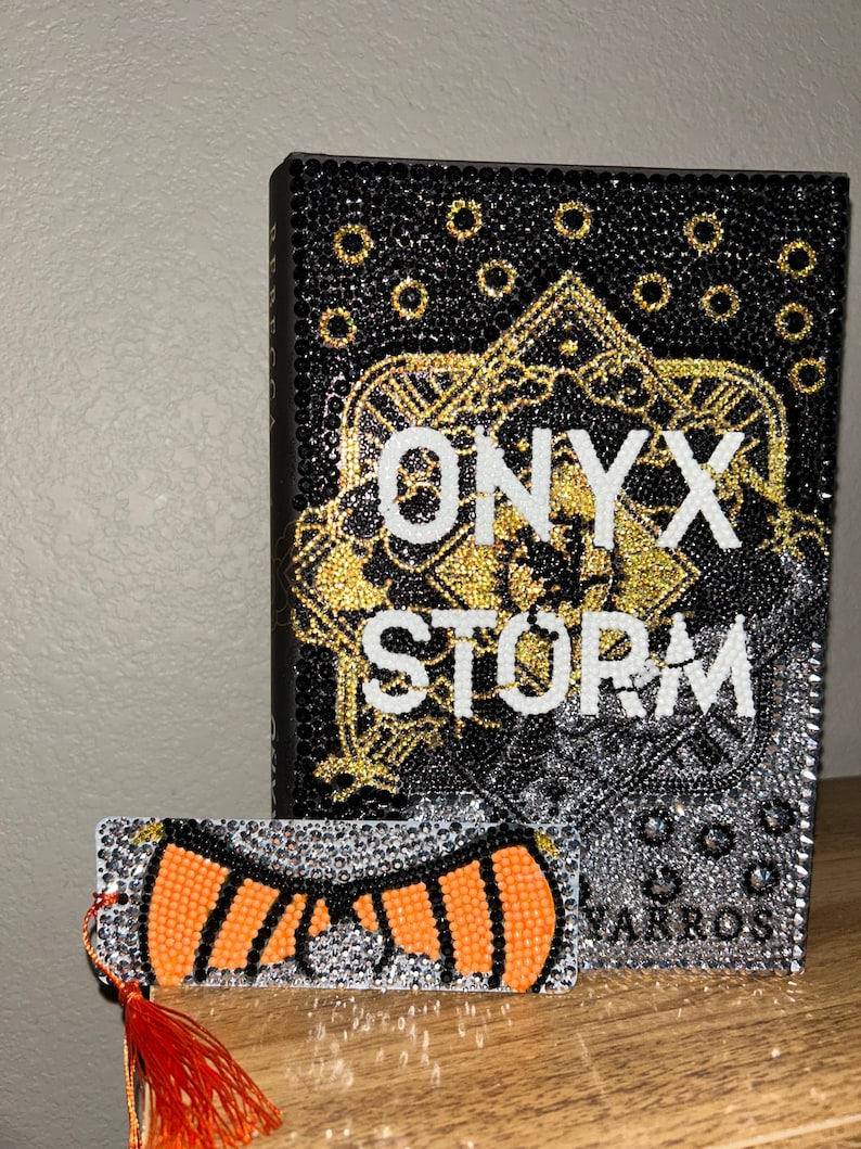 Bedazzled Book Cover of Onyx Storm by Rebecca Yarros - Etsy