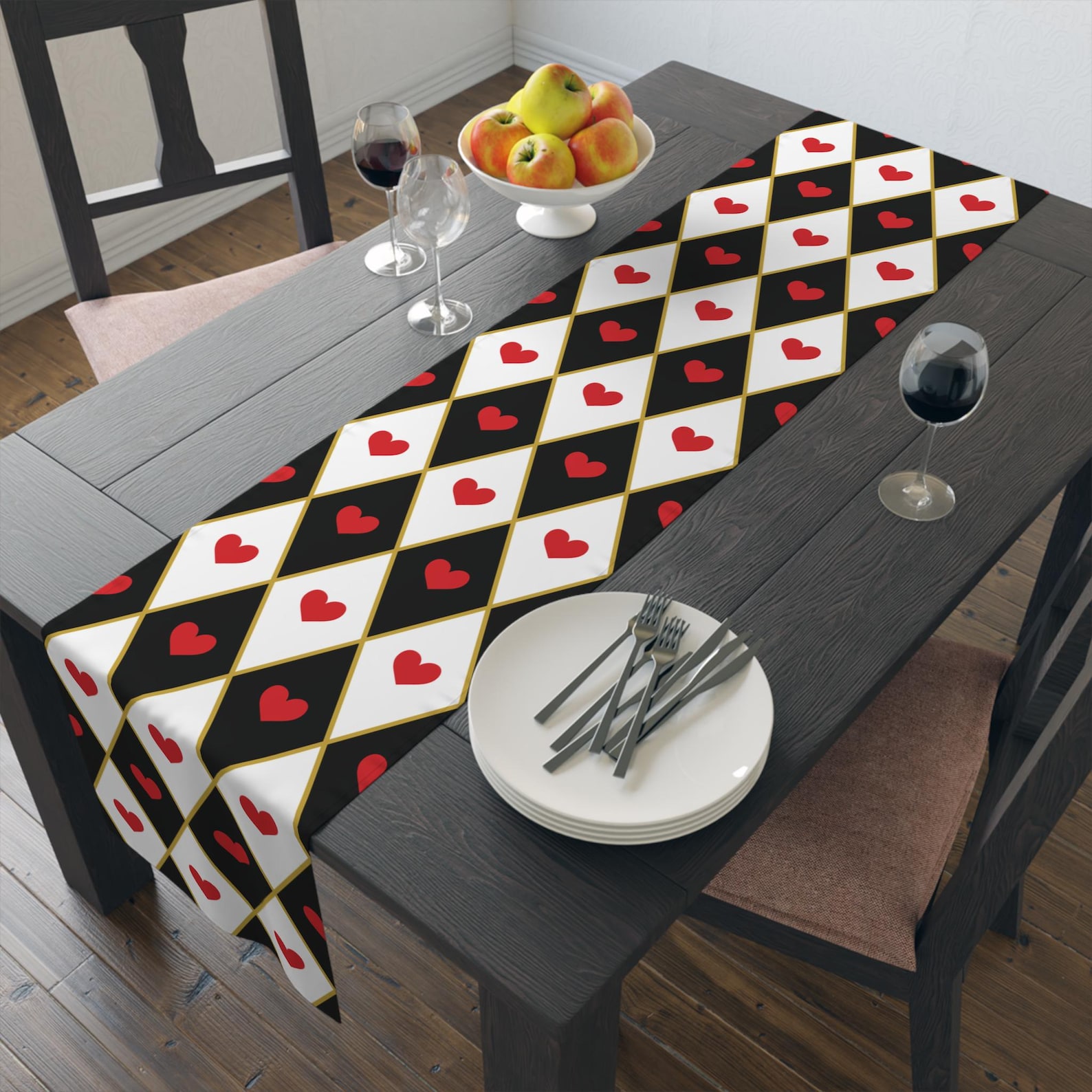 Alice in Wonderland Table Runner: Argyle Heart Tea Party Decor - Etsy