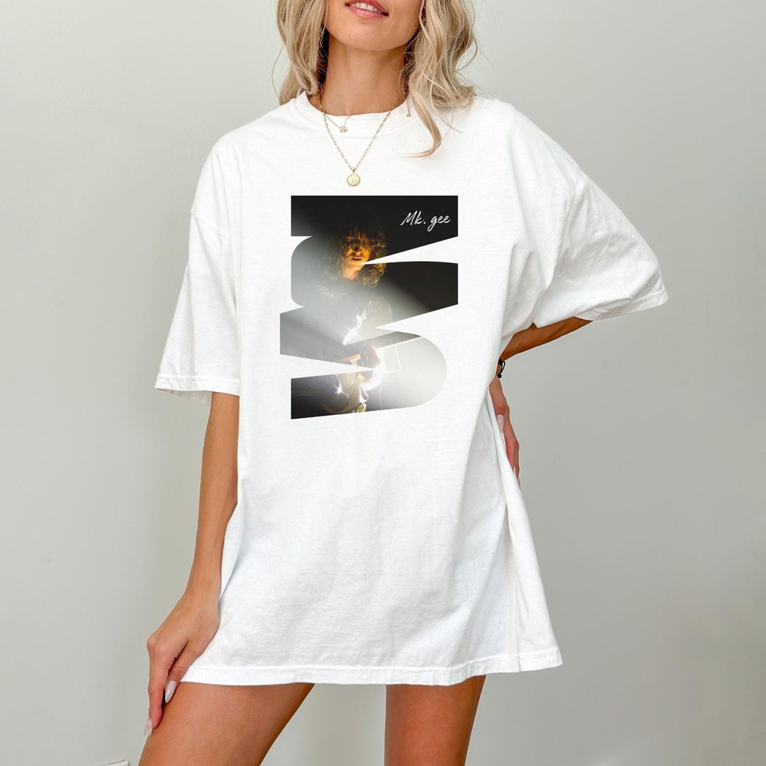 Mk. Gee Tour Shirt, Concert Merch, Mk.gee Merch Design Artwork Unisex ...