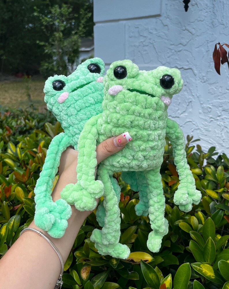 Crochet Leggy Frog - Etsy