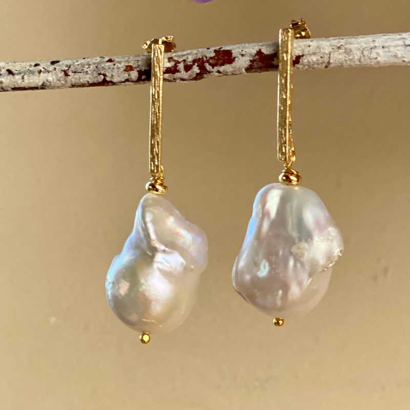Baroque Pearl Earrings - Etsy