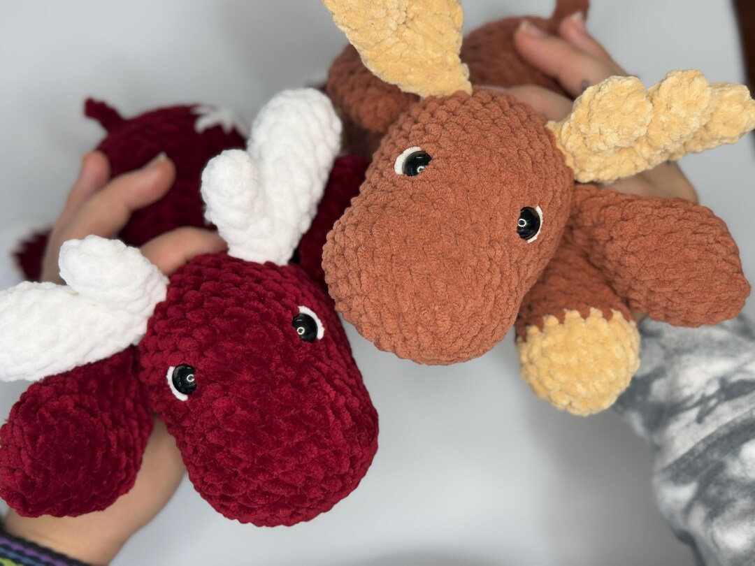 Handmade Moose Plushy | Crochet Moose Amigurumi | Holiday Moose | Cute ...