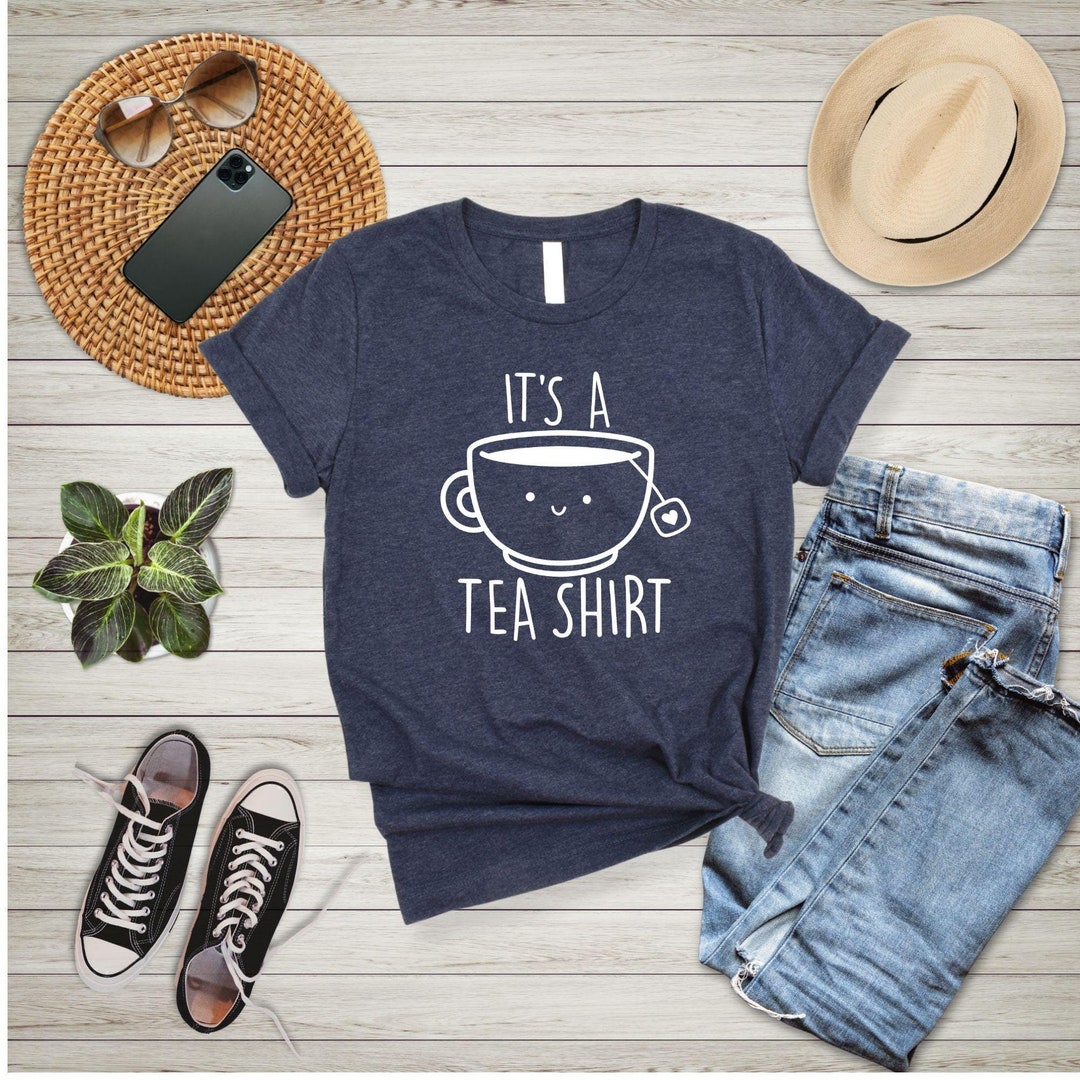 Funny Tea Shirt: Minimalist Tea Pun Graphic Tee - Etsy