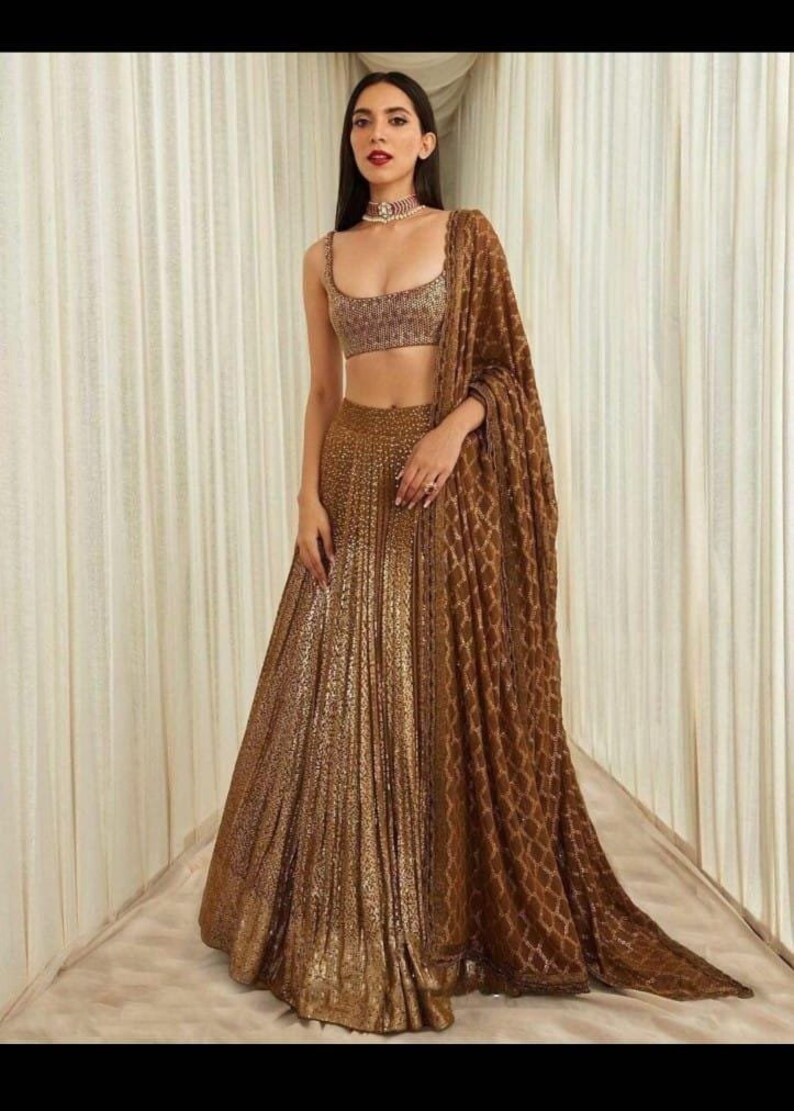 Saree, Blouse , Choli, Kurti, Traditional Indian Wear, Indian Women's ...