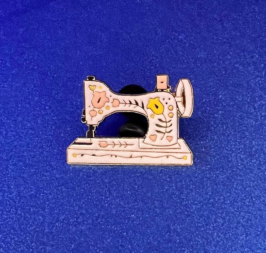 Vintage Floral Sewing Machine Enamel Pin Ideal Gift for Crafters ...