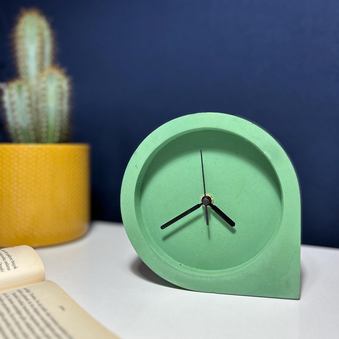 Green Desk Clock in Premium Christmas Box, Concrete Clock, Desk Clock ...
