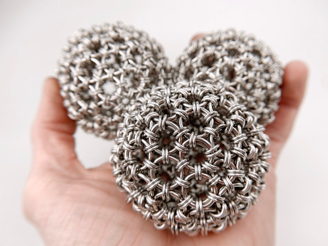 Chainmaille Juggling Balls - Welded Link Japanese Sphere Pattern - Etsy