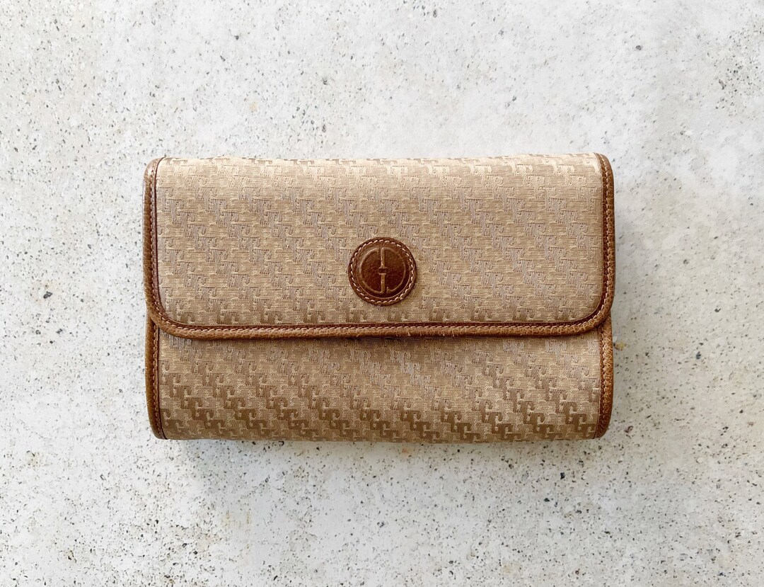 Vintage Bag | GUCCI GG Logo Monogram Clutch Purse Neutral Brown Tan ...