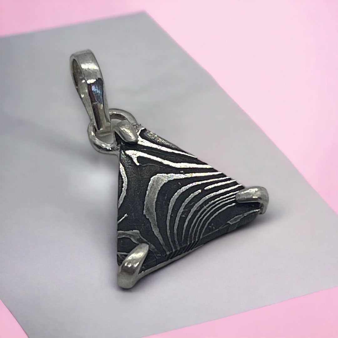 Gibeon Iron Meteorite Damascus Silver Pendant Meteorite Jewelry / Space ...