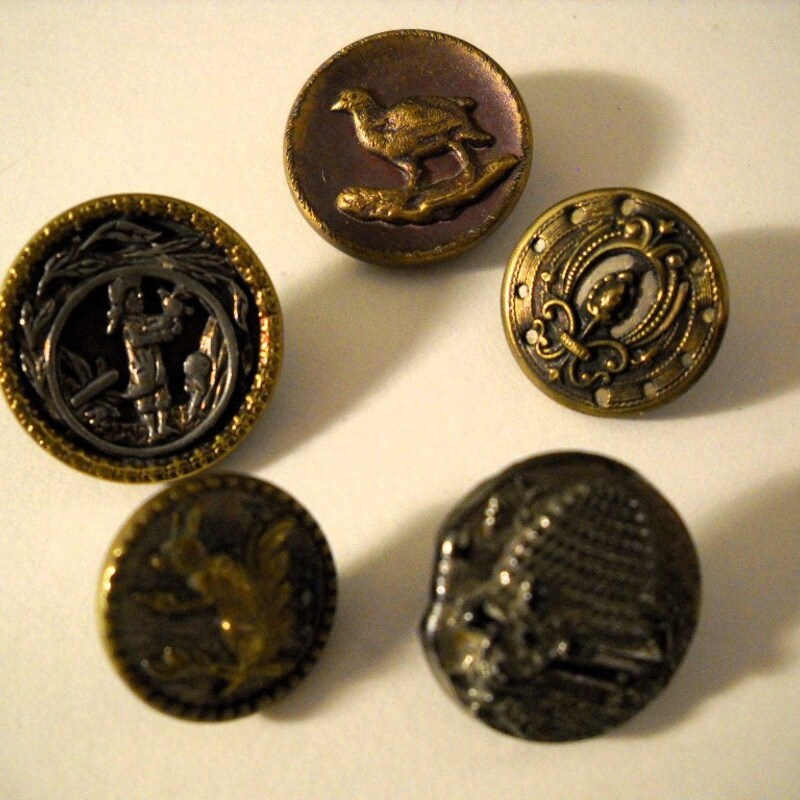 Colonial Buttons - Etsy