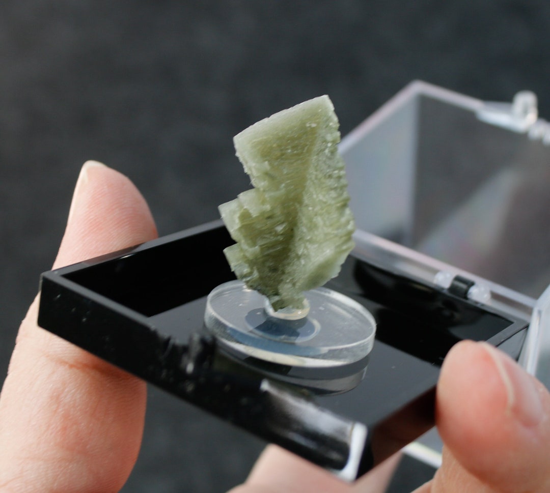 Green Halite Crystal From Poland - Etsy