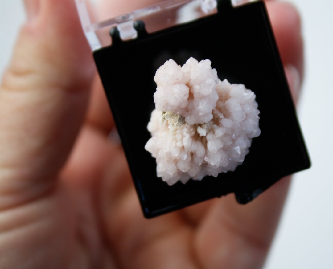 Peruvian Crystalized Pink Quartz - Etsy