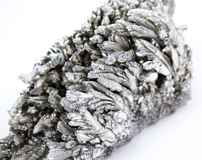 Native Magnesium Crystal Specimen - Etsy