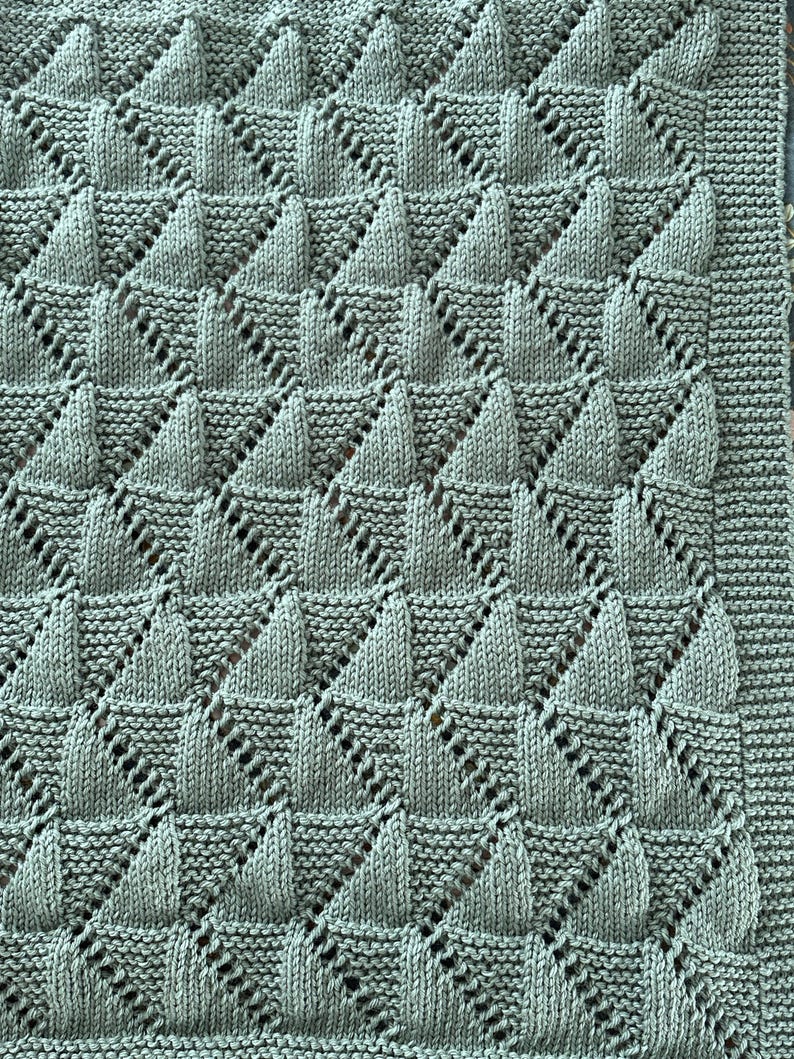 Zig-zag Baby Blanket Knitting Pattern: Easy Knit (PDF Pattern) - Etsy Canada