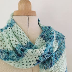 Crochet Pattern - Akiko Shawl - Etsy