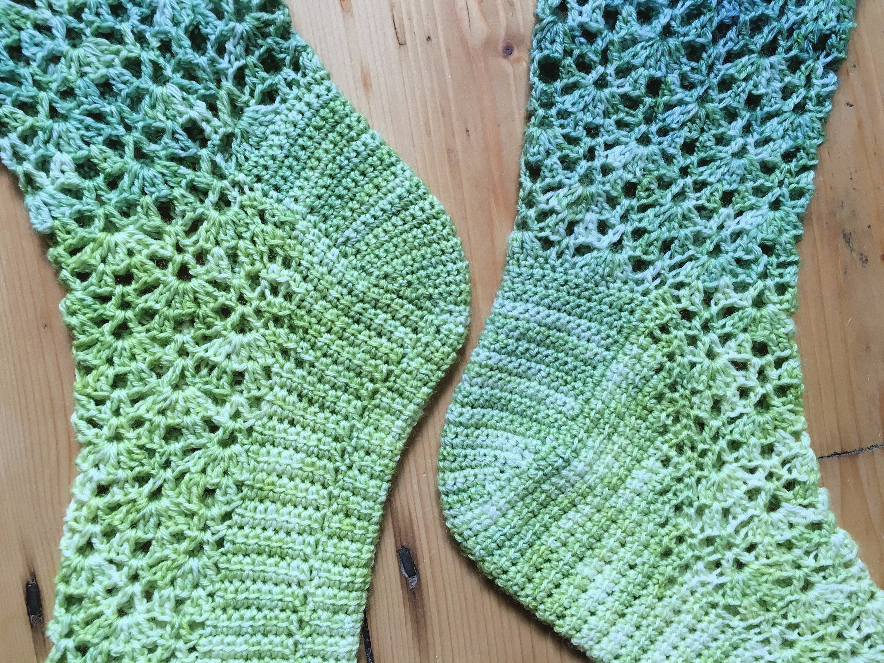 Crochet Pattern - Trailing Lace Socks - Etsy