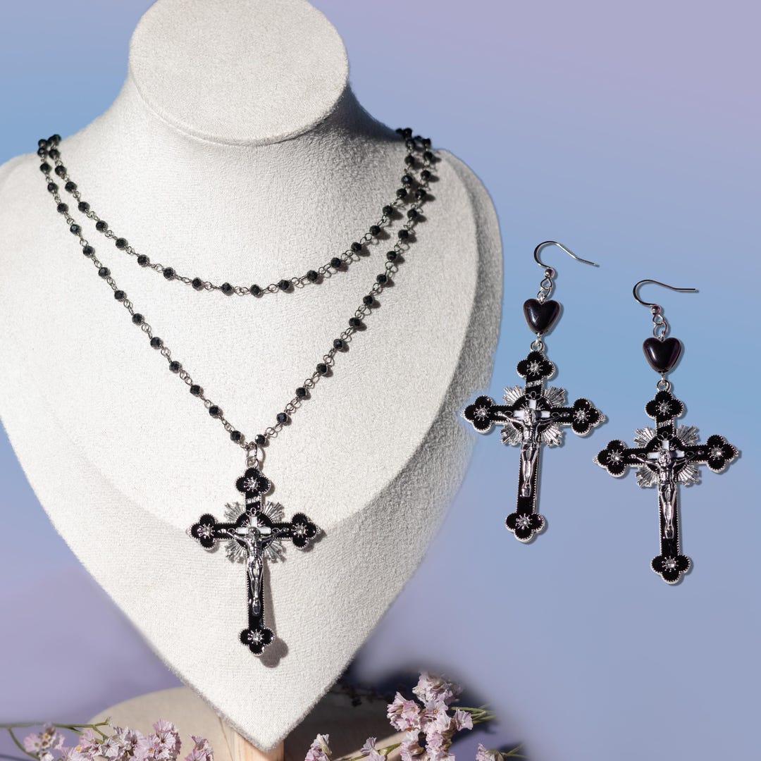 Goth Rosary Jewelry Set – Heart and Crucifix Dangle Earrings & Beaded ...