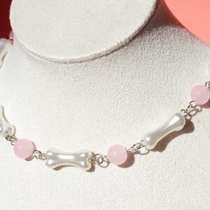 Kawaii Bone & Pink Pearl Choker - Y2K Pastel Goth Necklace, Morute ...
