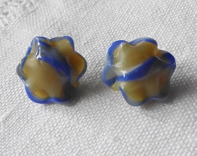 Handmade Vintage Italian Glass Buttons 2 Old Lampwork Glass Buttons ...