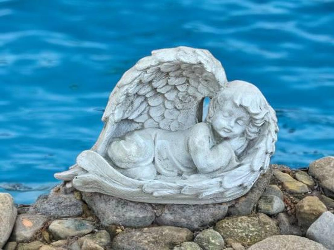 Sleeping Angel in Wings, Face Right Angel, Facing Right Cherub ...