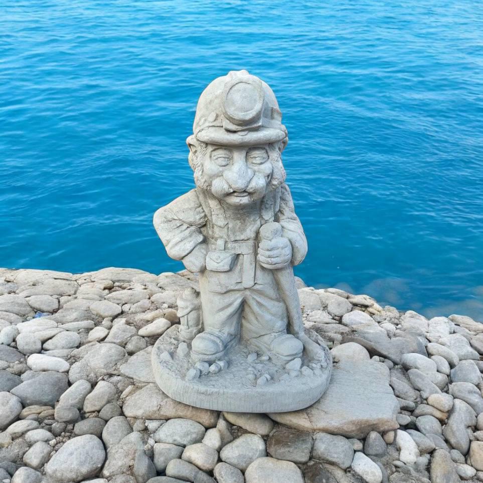 Coal Miner Statue, Concrete Coal Miner Figure, Old Prospector Sculpture ...