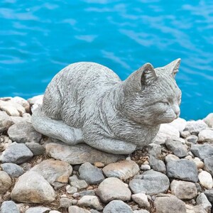 Crouching Cat Figure, Stone Kitten Sculpture, Detailed Cat Figurine ...