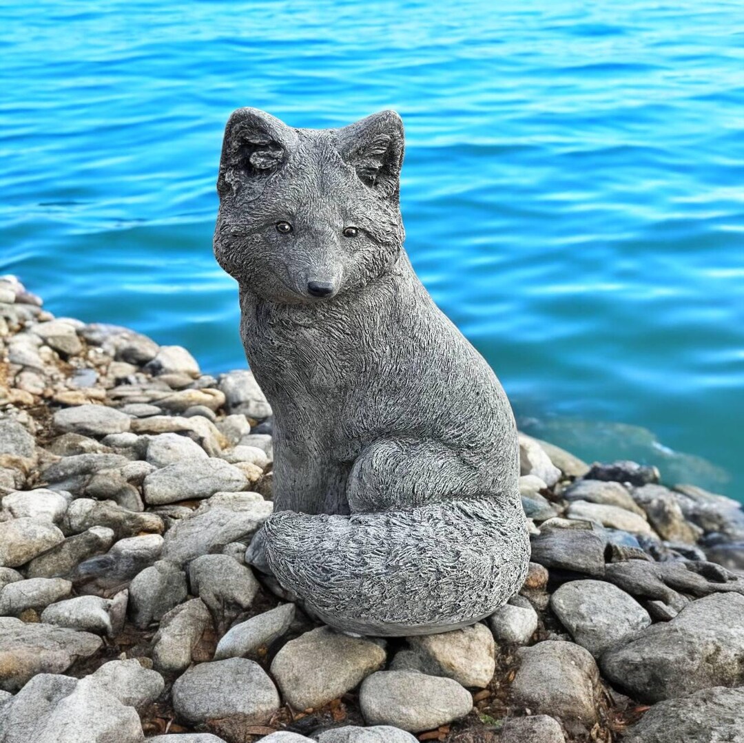 Sitting Fox Figure, Bushy Tail Fox Sculpture, Concrete Wild Fox ...