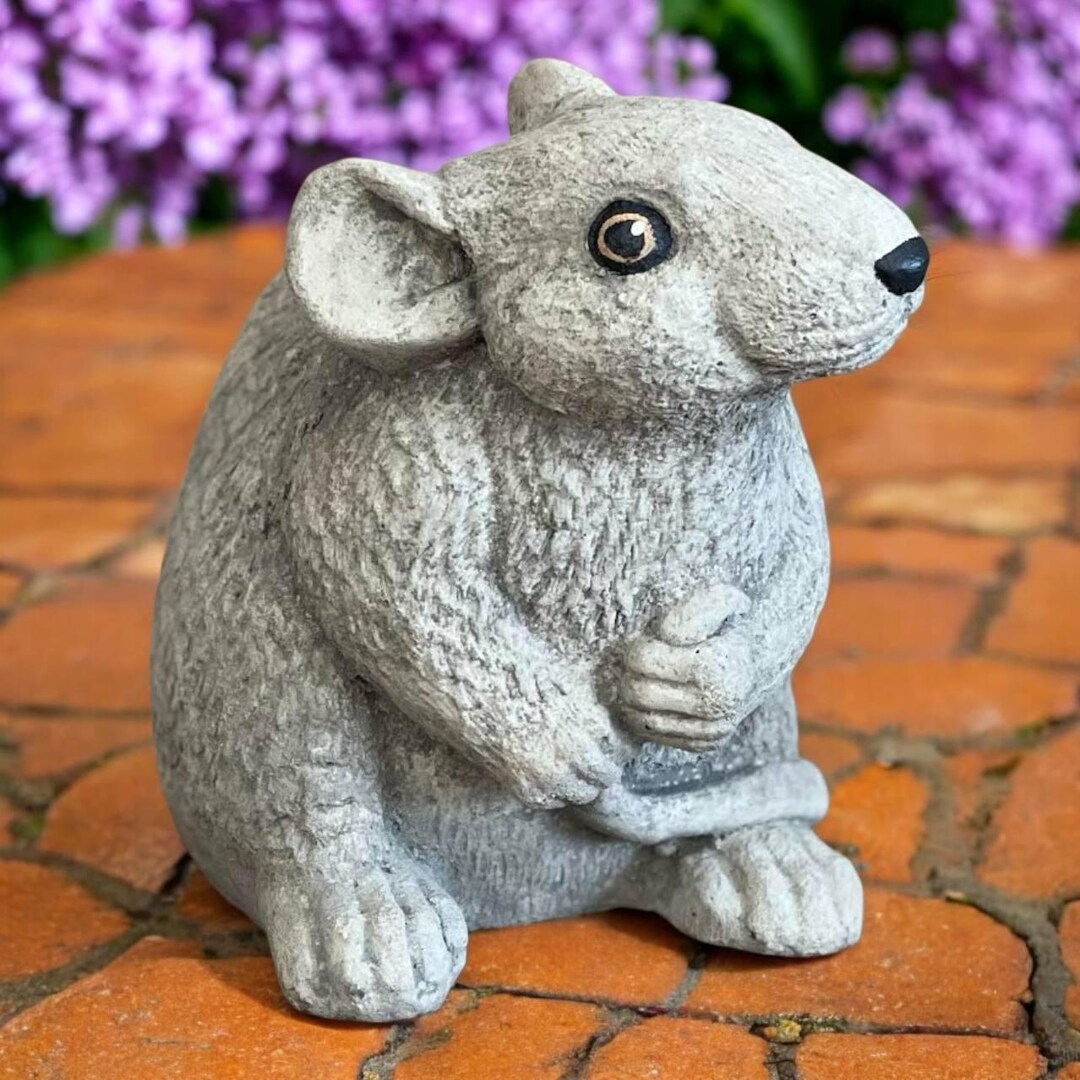Mouse Looking up Statue, Stone Standing Mouse Figure, Concrete Wild ...