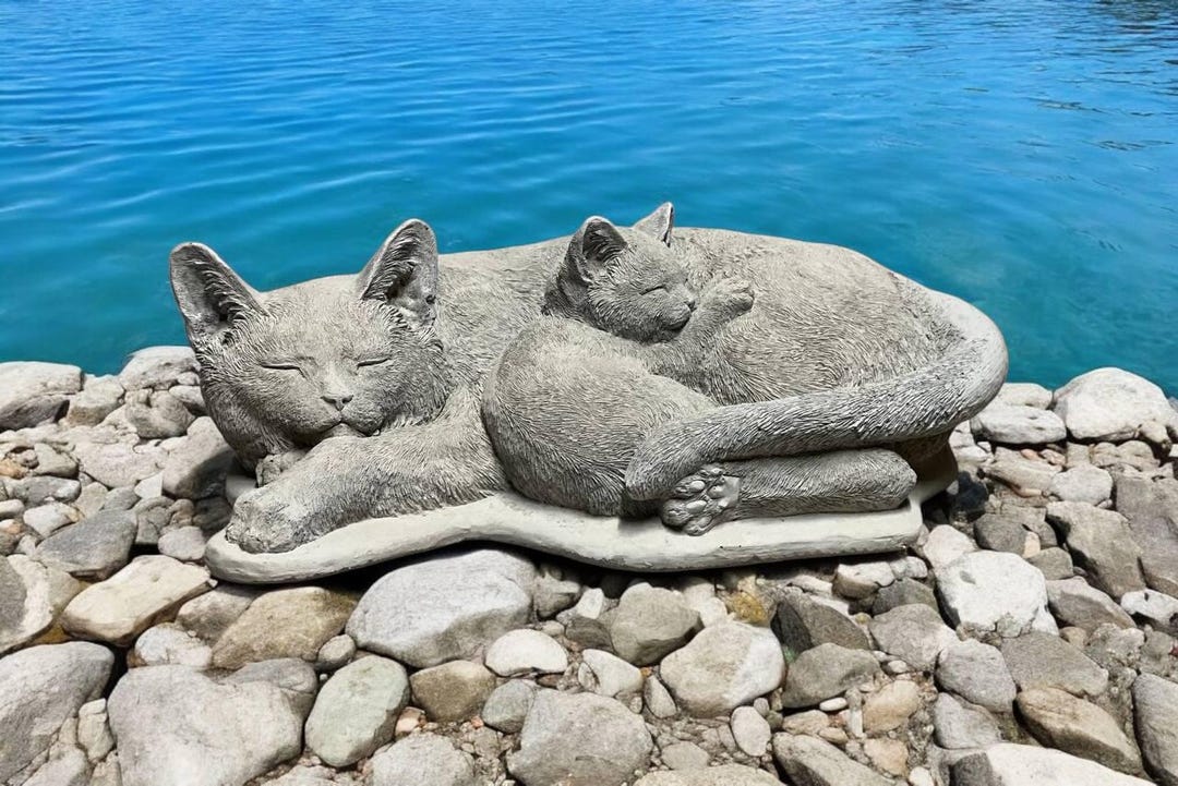 Two Laying Cats Figure, Sleeping Cats, Feline Cats Sculpture, Pet ...