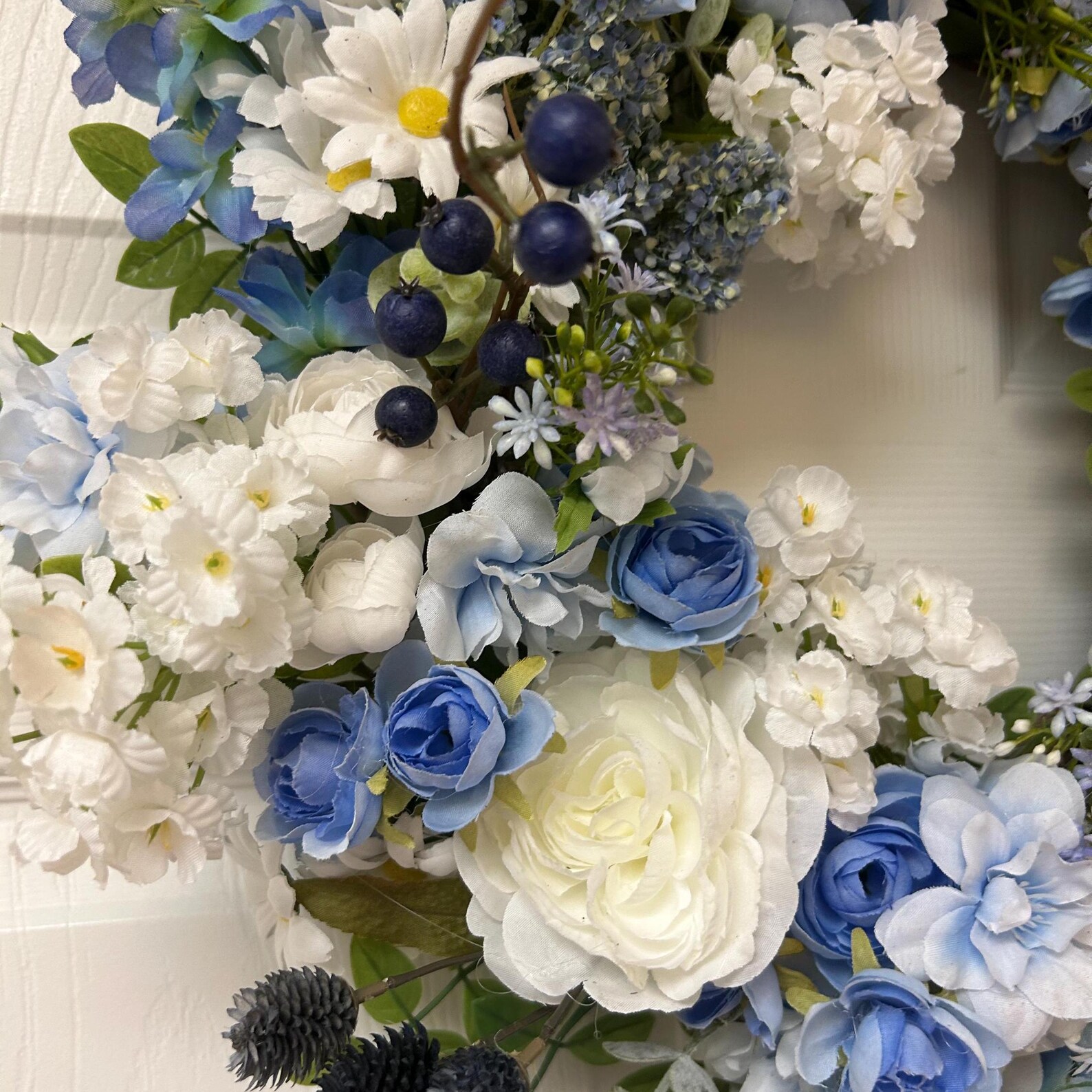 Pretty Blue and White Berry Wreath - Etsy