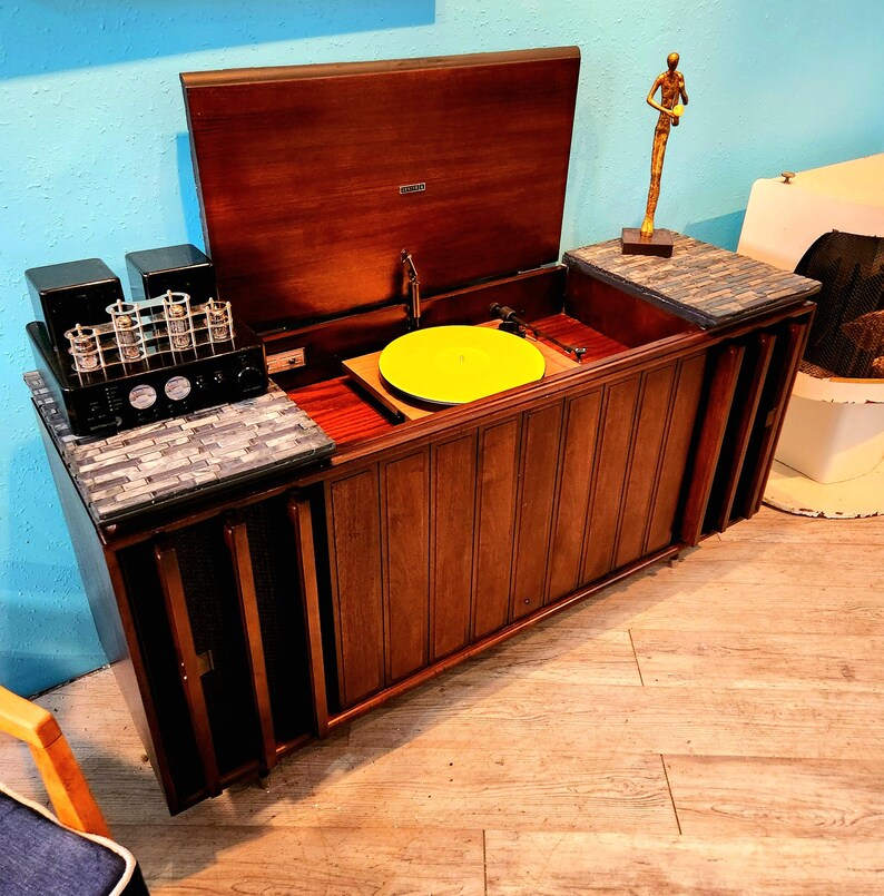 MCM Vintage Music Radio Vinyl Record Player Console "the Chicagoan ...