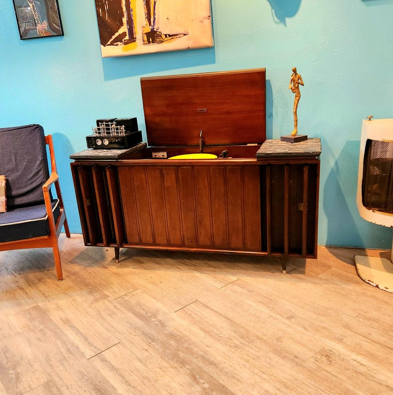 MCM Vintage Music Radio Vinyl Record Player Console "the Chicagoan ...