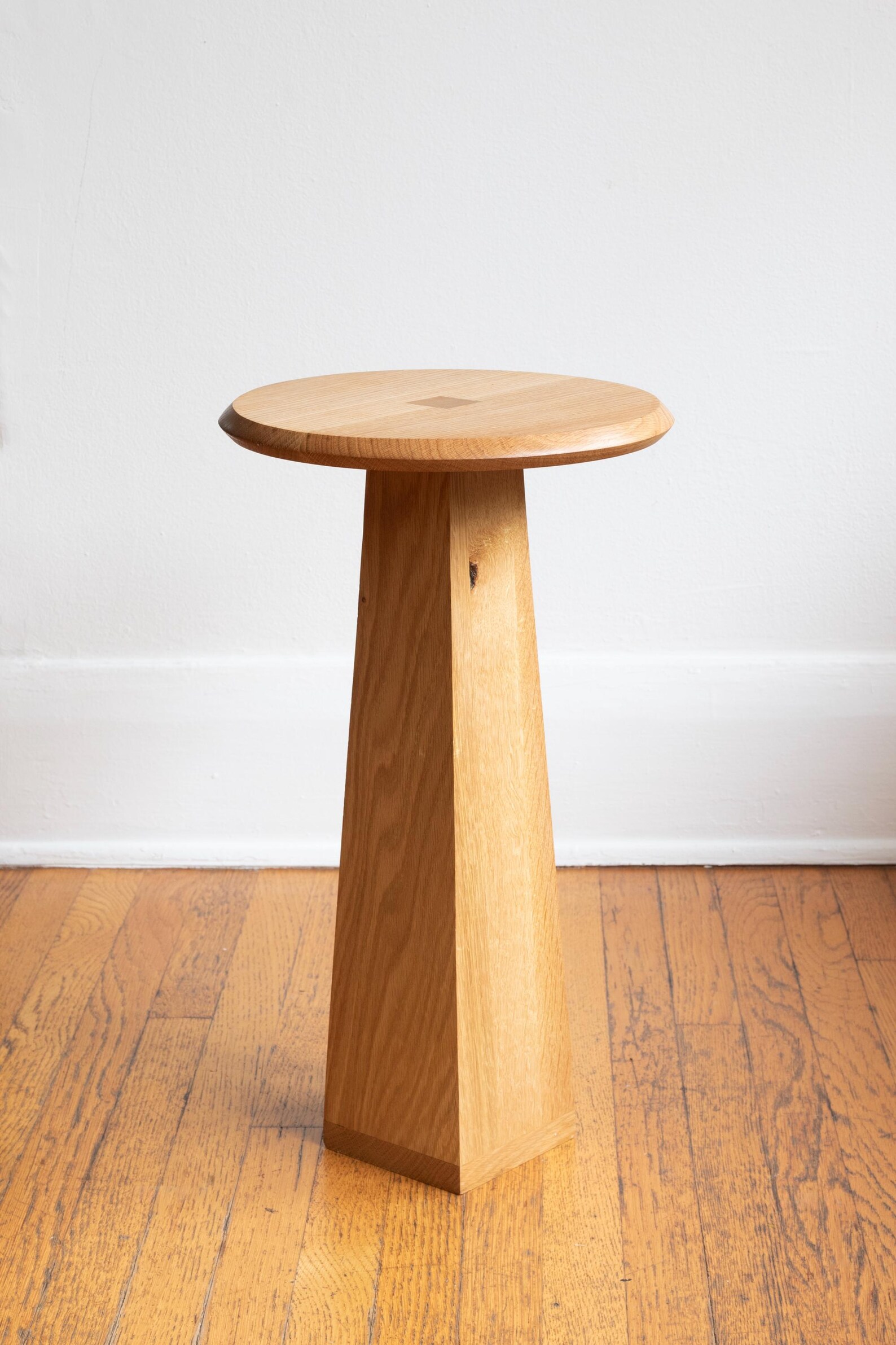 AROYCO - Solid Wood Handmade Pyramid Table - Made in Los Angeles - Etsy