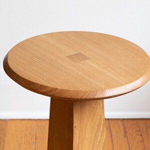 AROYCO - Solid Wood Handmade Pyramid Table - Made in Los Angeles - Etsy
