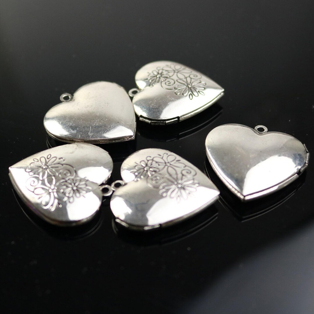 Non Tarnish Heart Locket Charms: Antique Silver Plated Brass Pendants ...