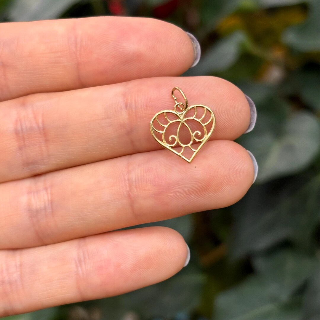 14K Yellow Gold Filigree Heart Design Detailed Charm Pendant - Etsy