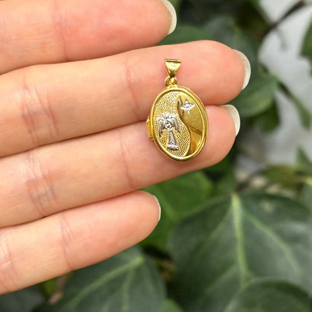 14k Gold Two-tone Guardian Angel Oval Locket Pendant - Etsy