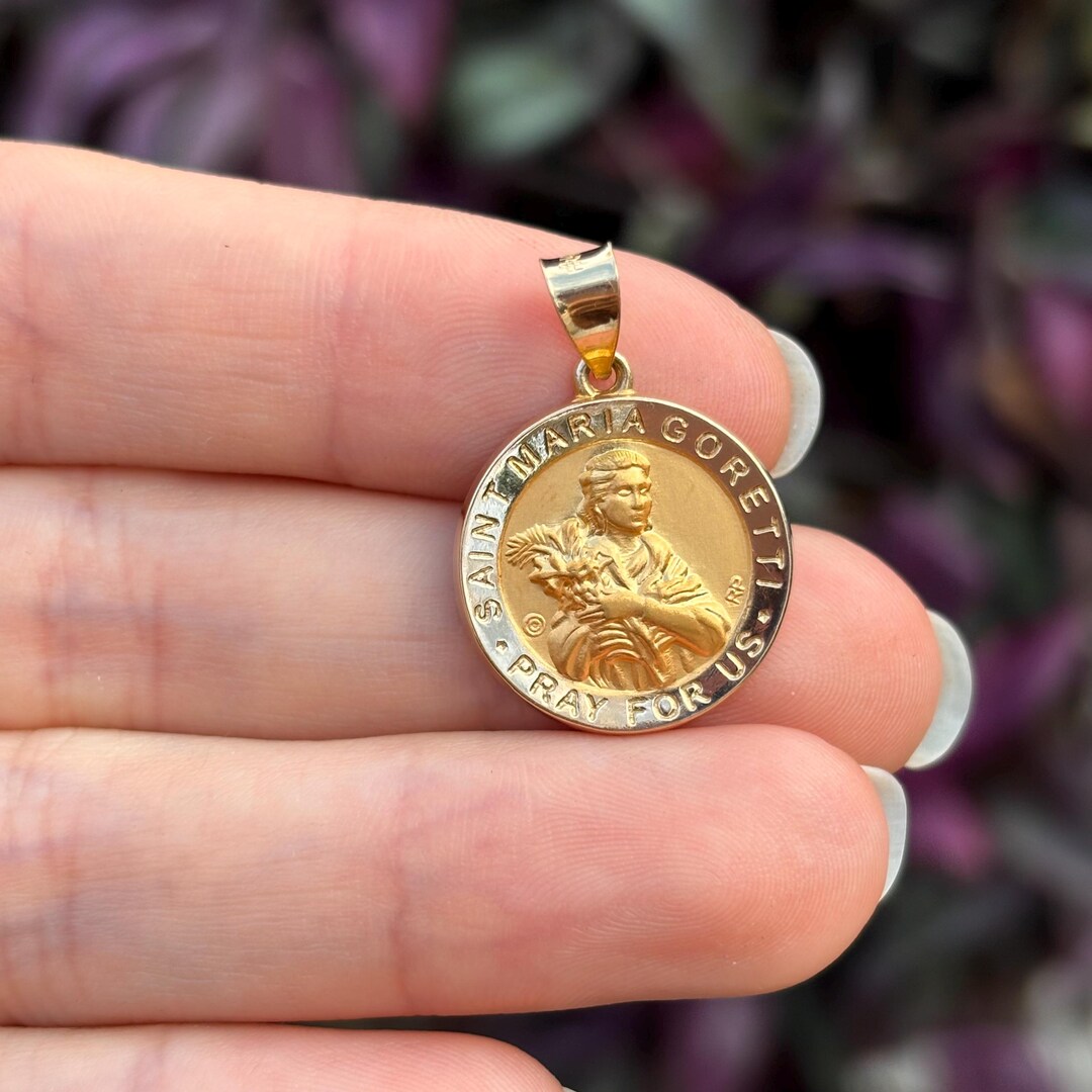 14k Gold St Maria Goretti Round Medal Pendant - Etsy