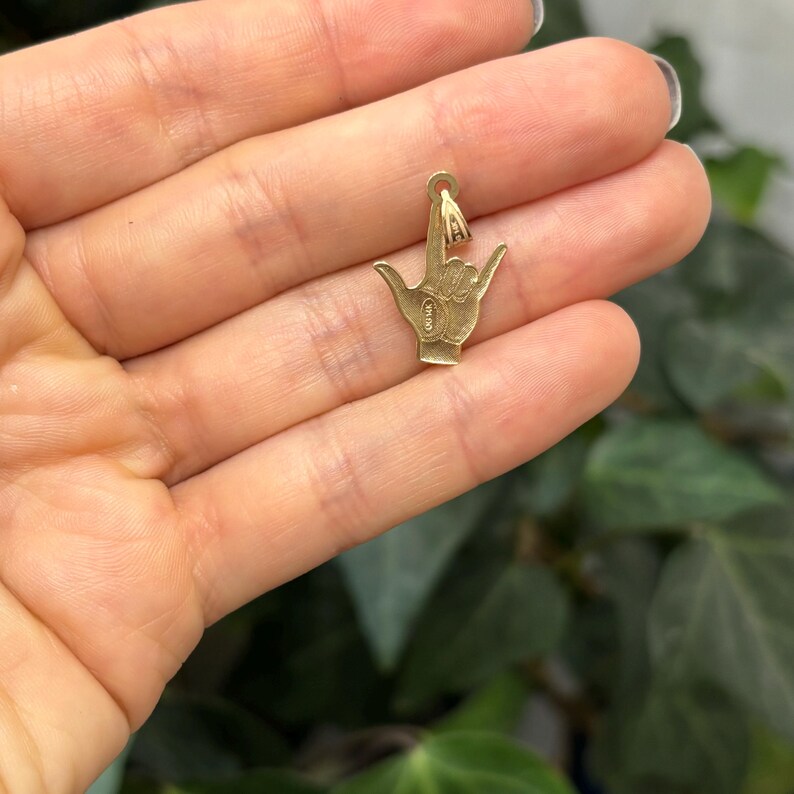 14k Gold I Love You Sign Language Charm Pendant - Etsy