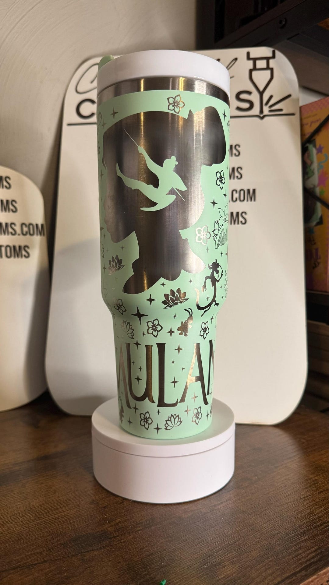 Mulan Disne Princess 30 Oz Quencher Tumbler Multiple Colors ...