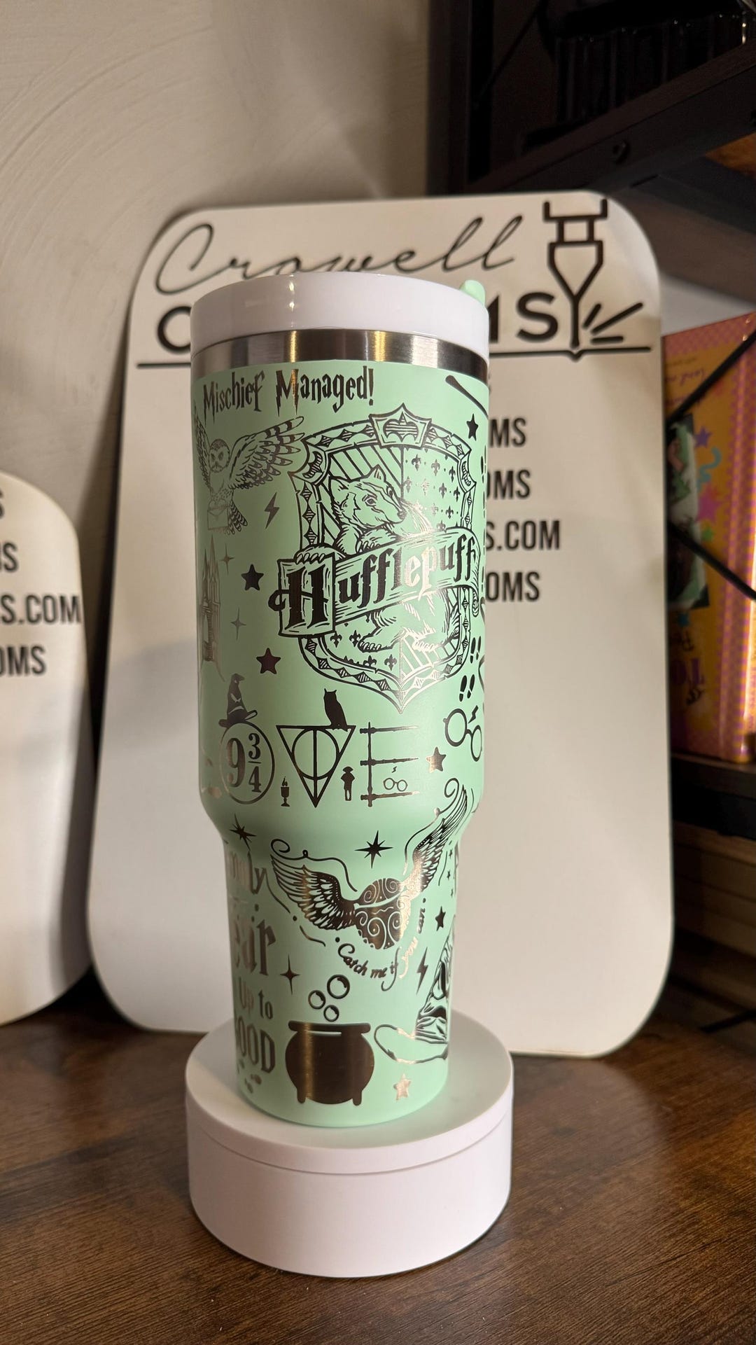 HUFFLEPUFF Wizard House HP Wizard Themed V2 40oz Quencher 2.0 Tumbler ...