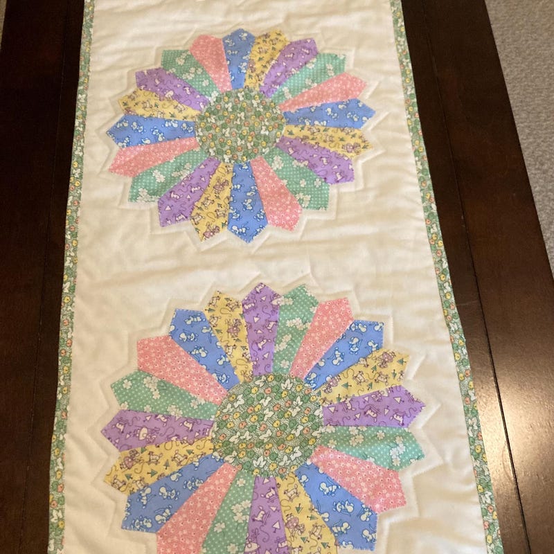 Dresden Plate Table Topper Pattern - Etsy
